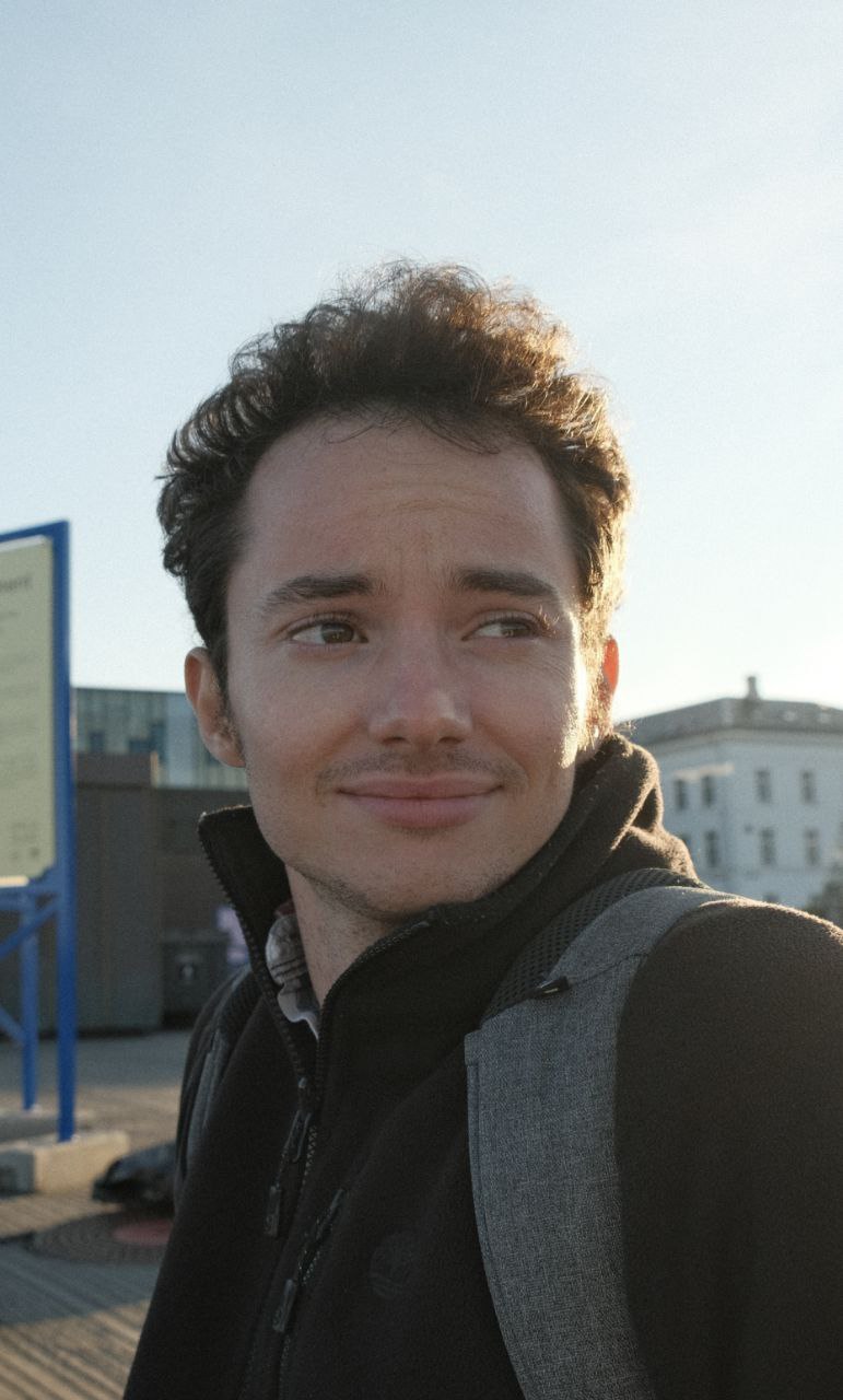 About me | Alec Gallo